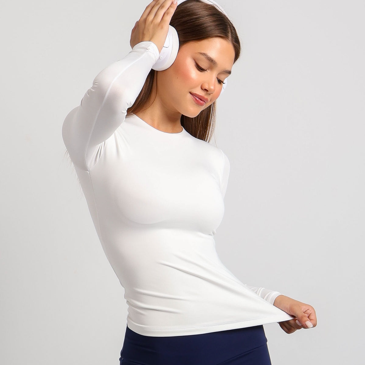 Round Neck Seamless Sculpt – Basic Couture